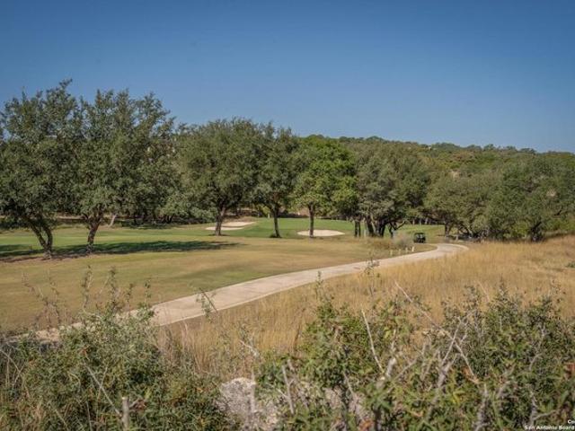 Clubs Dr Lot 10, Boerne, TX 78006
