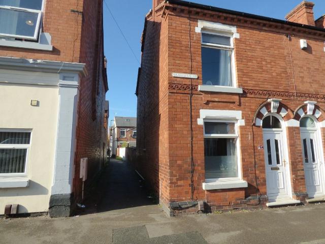 Clumber Street, Nottingham NG10, 2 bed property to rent, £895 pcm | PrimeLocation