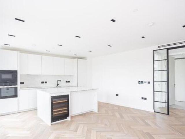 Cluny Mews, Kensington, 2 Bedroom Apartment