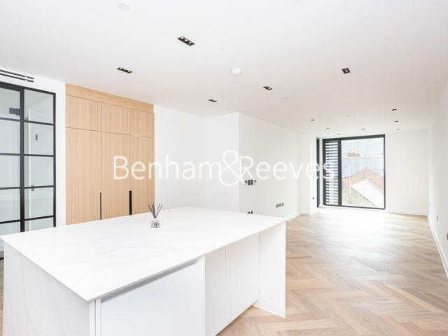 Cluny Mews, Kensington SW5, 1 bed flat to rent, £4,117 pcm | PrimeLocation