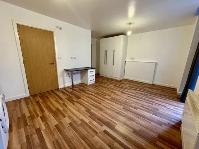 Clyde Court, Leicester, LE1