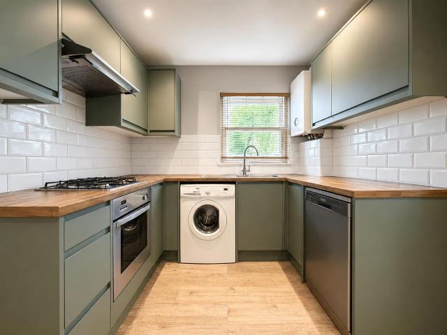 Clyde Road, Brighton BN1, 1 bed flat to rent, £1,200 pcm | PrimeLocation
