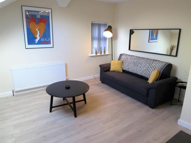 Clyde Road, West Didsbury M20, 1 bed flat to rent, £1,250 pcm | PrimeLocation