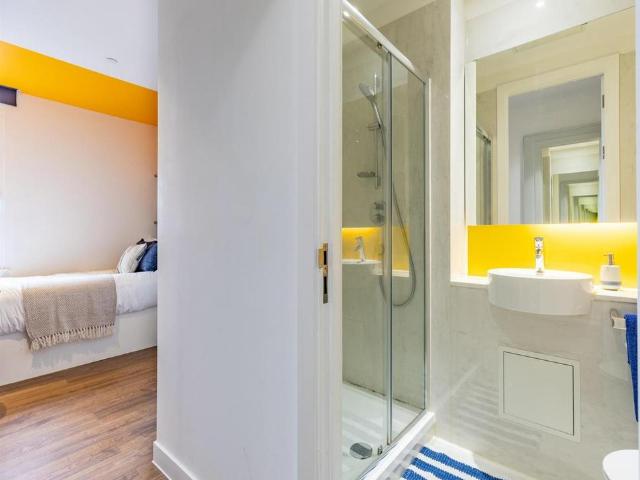 Clyde Street, Glasgow G1 Studio to rent £1,031 pcm £238 pw