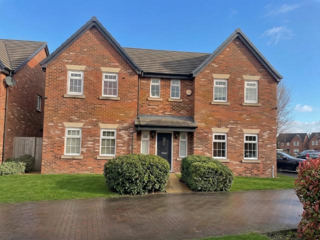 Clydesdale Road, Preston PR4 5 bed detached house to rent £2,395 pcm £553 pw