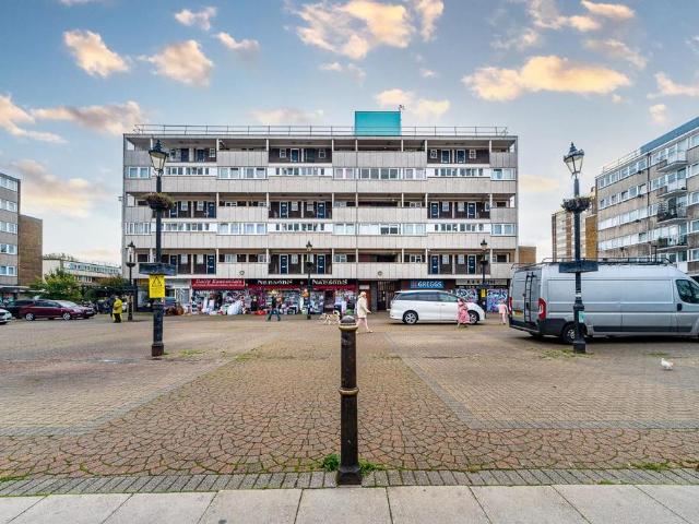clynes house Knottisford Street, London 1 bed flat to rent £1,675 pcm £387 pw