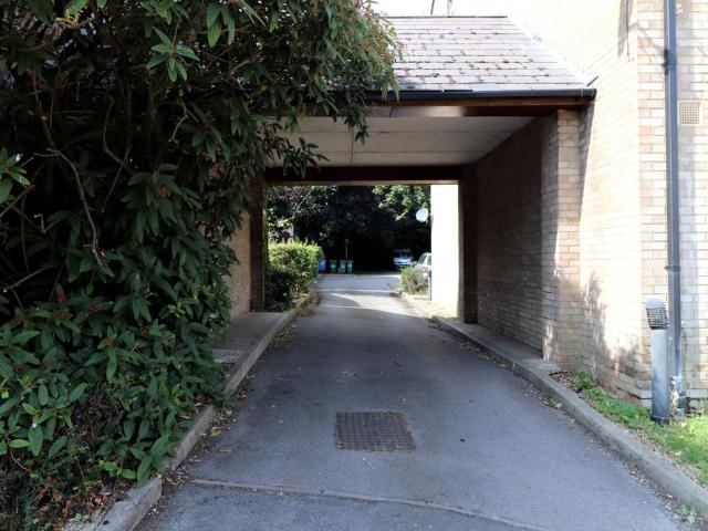 CM1 4ES, Chelmsford