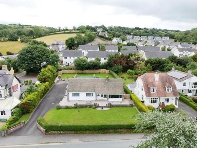 Cnwc Y Lili, New Quay,3 Bedroom Bungalow