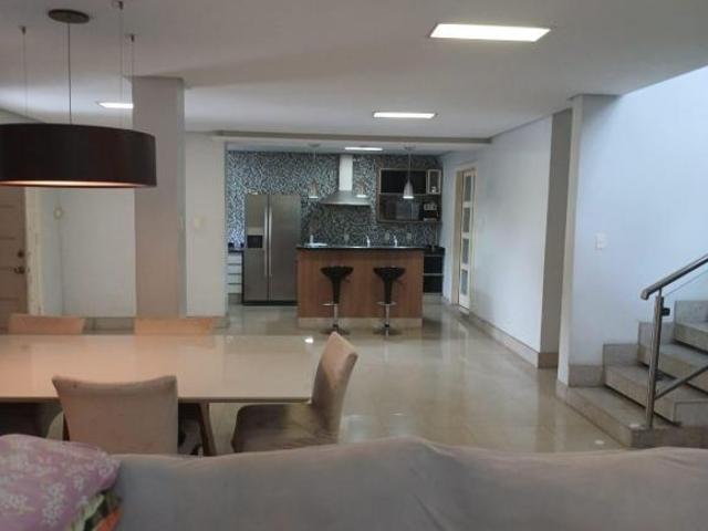 CSI 478 CASA DE LUXO RUA POTASSIO 132 IMBAÚBAS IPATINGA MG