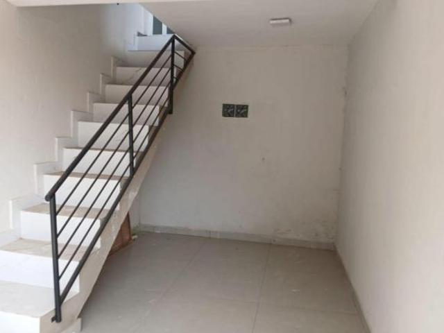 CSI 496 CASA GEMINADA RUA PARANÁ 602 /A B. CALADINHO CEL.FABRICIANO