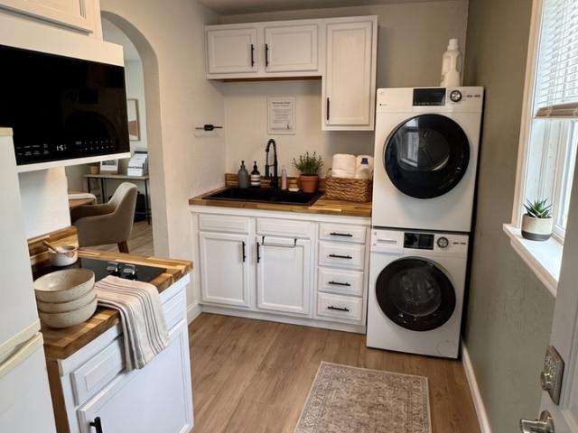 CR1806 1 Bedroom Apartment for Rent at 1806 Crescent Ave, Eau Claire, WI 54703 Mount Washington