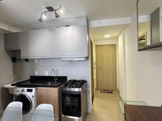 CRNW 510 Ed. Sunset Reformada e mobiliada! 30m² 01 vaga de garagem