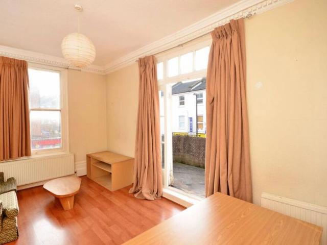 Crouch Hill, Crouch End N4, 1 bed flat to rent, £1,795 pcm | PrimeLocation
