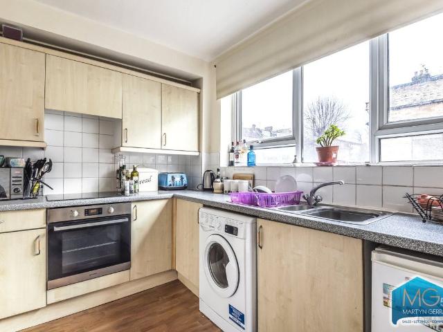 Crouch Hill, Crouch End, London N8, 2 bed flat to rent, £2,100 pcm | PrimeLocation