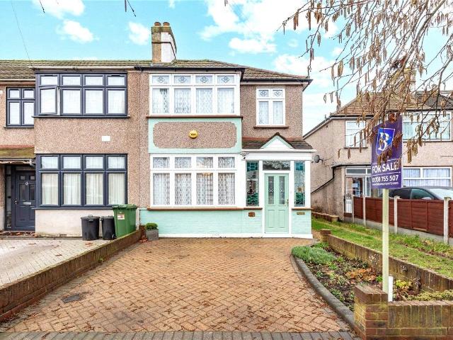 Crow Lane, Romford, Essex RM7, 3 bed end terrace house to rent, £2,200 pcm | PrimeLocation