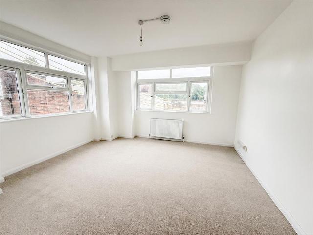 Crowborough Hill, Crowborough, TN6 2EG