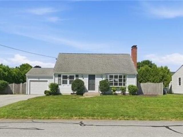 Crowfield Dr, Warwick, Home For Sale