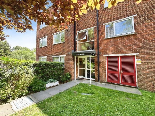 Crown Walk, Wembley HA9, 2 bed flat to rent, £1,900 pcm | PrimeLocation