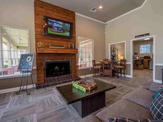 Crown Chase 1 Bedroom Apartment for Rent at 1010 N Ridge Rd, Wichita, KS 67212