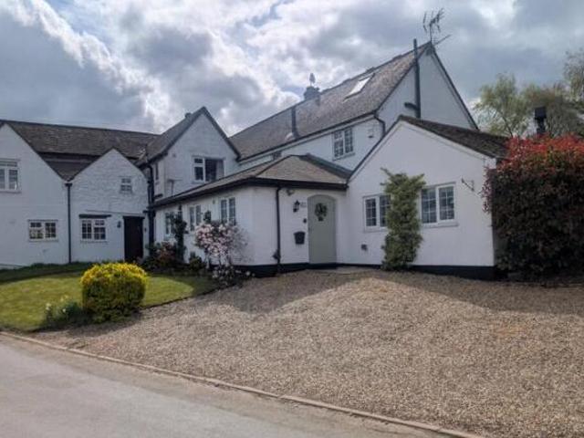 Crown Cottages, Bagginswood, 4 Bedroom Semi detached