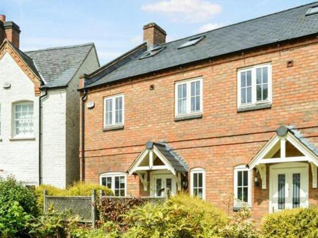 Crown Close, Great Glen, 3 Bedroom Semi detached