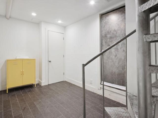 Crown Heights beauty!
