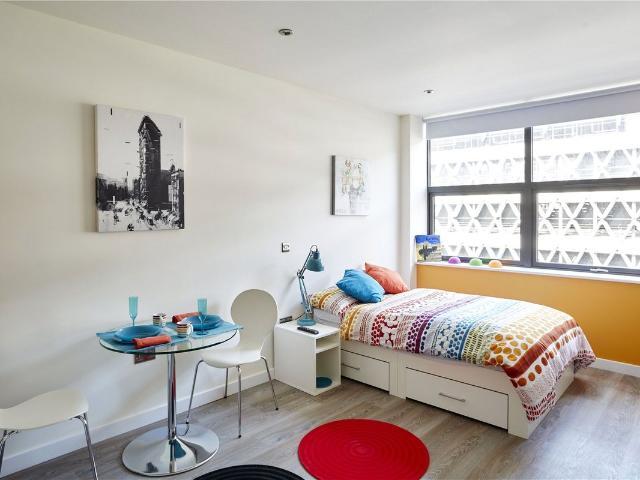 Crown House, 37 41 Prince Street, City Centre, Bristol BS1, Room to rent, £1,200 pcm | PrimeLocation