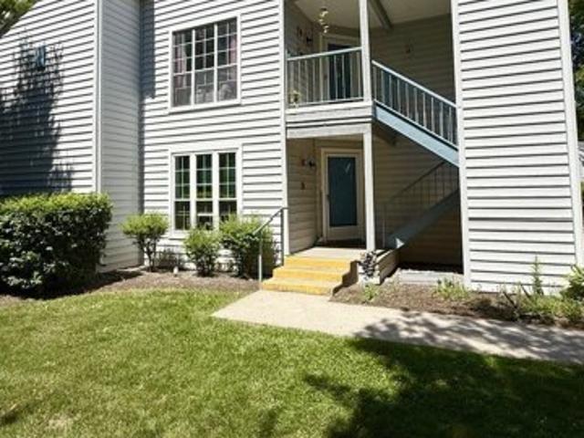 Crown Knoll Ct Apt,groton, Condo For Sale