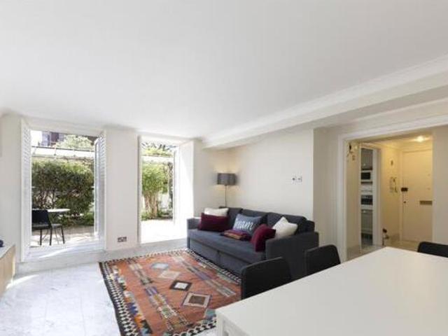 Crown Lodge, Elystan Street, 2 Bedroom Flat