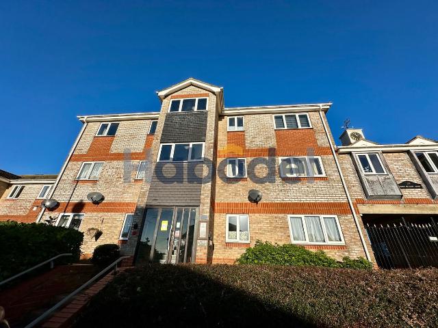 Crown Meadow Court, Love Road, Lowestoft NR32, 1 bed flat to rent, £625 pcm | PrimeLocation