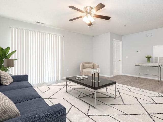 Crown Point at Sunset Drive Luxury 2 Bedroom Apartment for Rent at 210 Sunset Drive, Salisbury, NC 28147