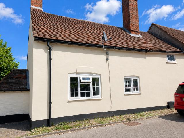 Crown Quay Lane, Sittingbourne ME10, 2 bed cottage to rent, £1,200 pcm | PrimeLocation