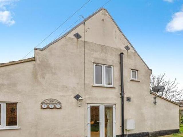 Crown Road, Buxton, 2 Bedroom Character