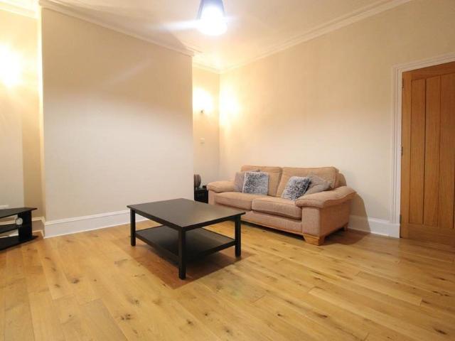 Crown Street, First Floor Right, AB11