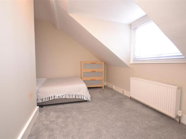Crown Street, Reading, Berkshire RG1, Room to rent, £650 pcm | PrimeLocation