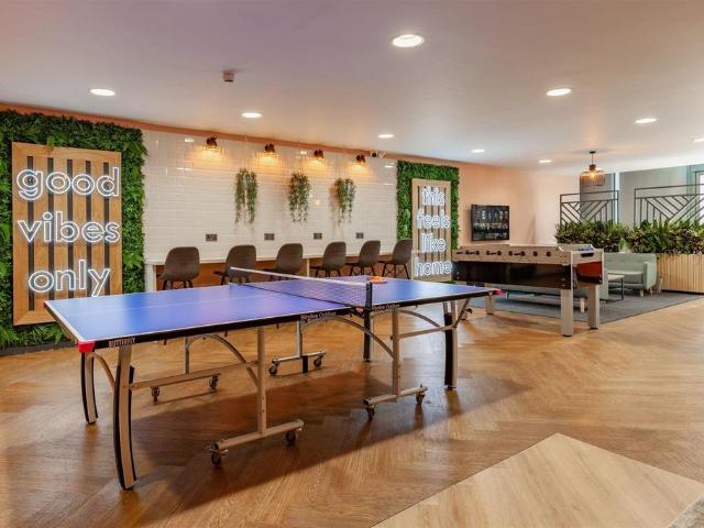Crown Street, Reading RG1 Studio to rent £1,339 pcm £309 pw