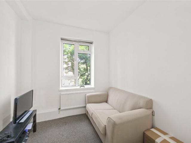 Crowndale Road, Camden Town, London NW1, 4 bed flat to rent, £4,400 pcm | PrimeLocation