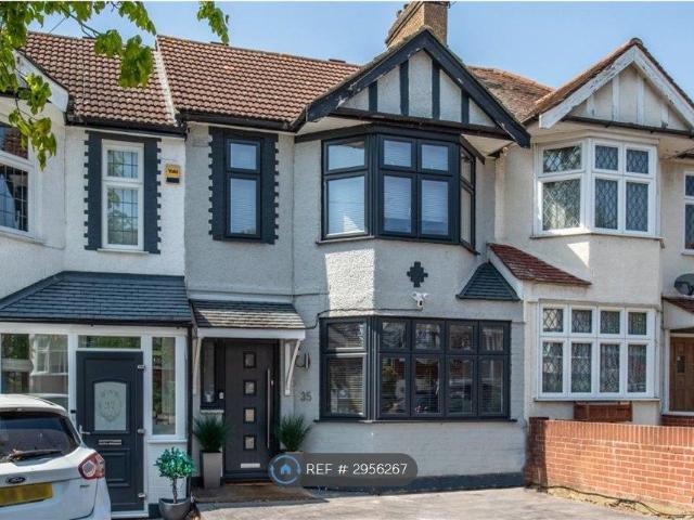 Crownhill Road, Woodford Green IG8, 3 bed terraced house to rent, £2,500 pcm | PrimeLocation