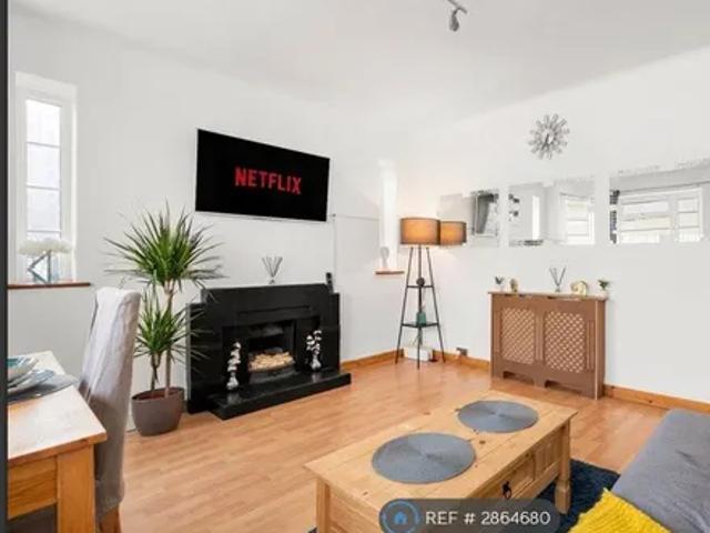 Crownstone Road, London, SW2 1BT, United Kingdom | 2 bed apartment for rent #166851499 | Rentberry