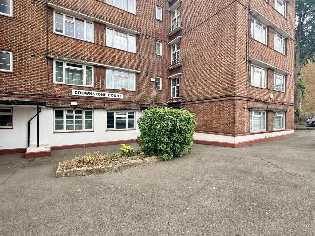Crownstone Road, London SW2, 2 bed flat to rent, £1,750 pcm | PrimeLocation