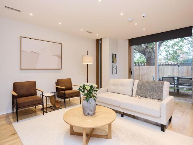 Crowntree Mews Mill Hill East NW7 3 bed mews to rent £4,500 pcm £1,038 pw