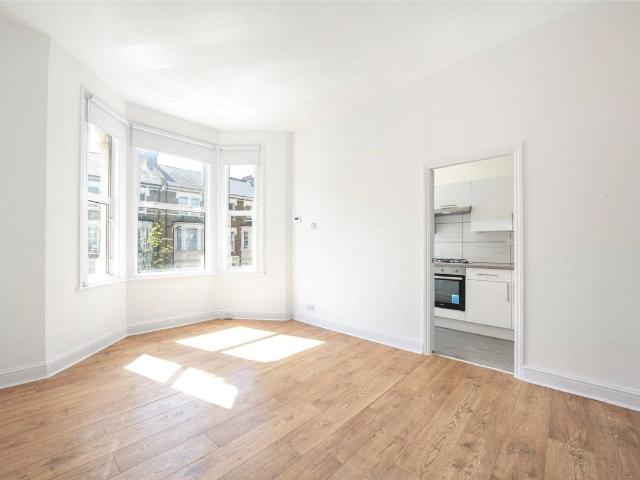 Croxley Road, London W9, 2 bed flat to rent, £2,200 pcm | PrimeLocation