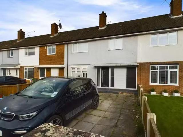 Croxteth Hall Lane, Croxteth, Liverpool 4 bed terraced house f.