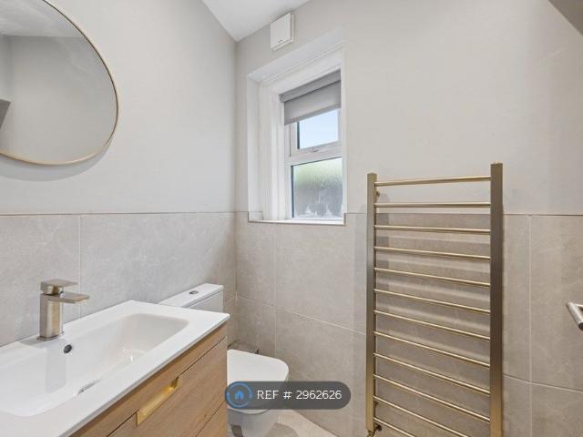 Croxteth Road, Liverpool L8, 2 bed flat to rent, £1,150 pcm | PrimeLocation