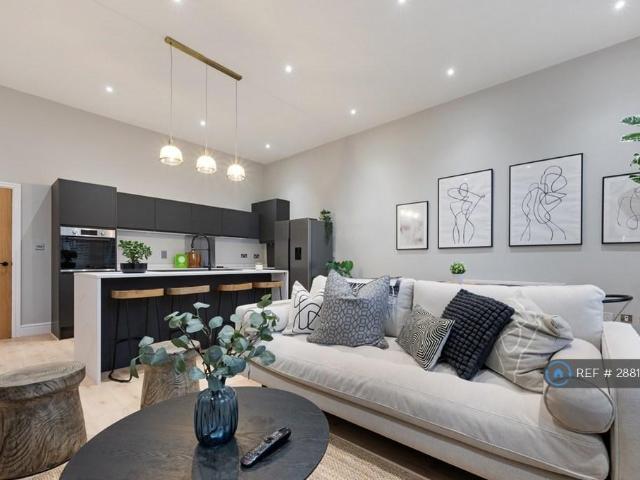 Croxteth Road, Liverpool, L8 2 bed flat to rent £1,295 pcm £299 pw
