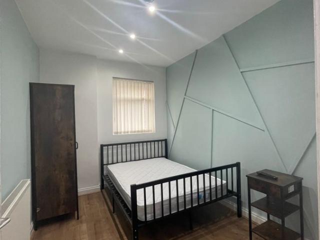 Croxteth Road, Liverpool L8, Room to rent, £380 pcm | PrimeLocation
