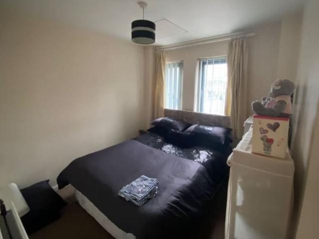 Croydon CR0, 2 bed flat to rent, £2,000 pcm | PrimeLocation