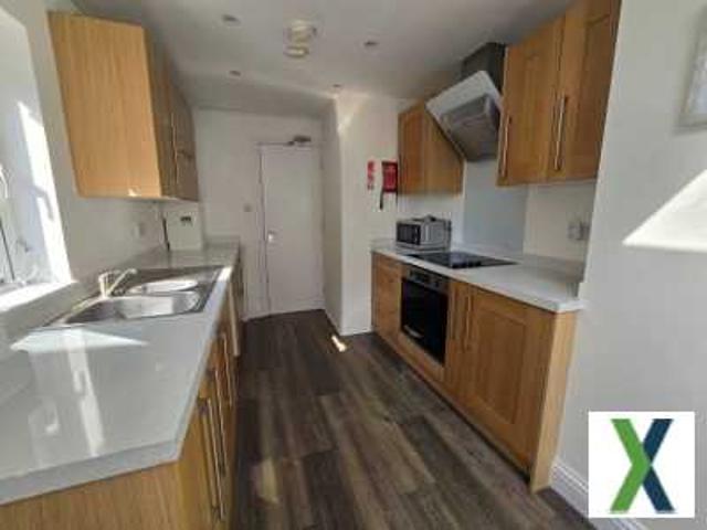 CROYDON ?FANTASTIC 5 BED 2 BATHROOMS HMO WITH KITCHEN DINER SUPPORTED LIVING ONLY NO AGENTS