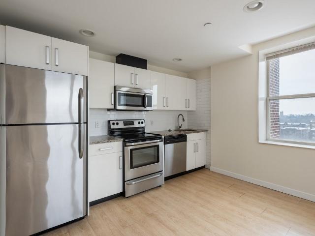 Croydon Hall Apartments 2 Bedroom Apartment for Rent at 241 S 49th St, Philadelphia, PA 19139 Walnut Hill