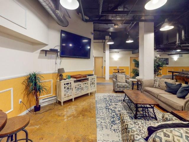 Croydon Hall Apartments 3 Bedroom Apartment for Rent at 241 S 49th St, Philadelphia, PA 19139 Walnut Hill